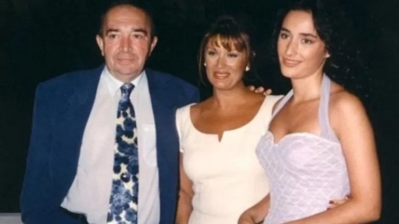 Gülşen Bubikoğlu'nun da eşi olan sinemanın efsane ismi Türker İnanoğlu ...